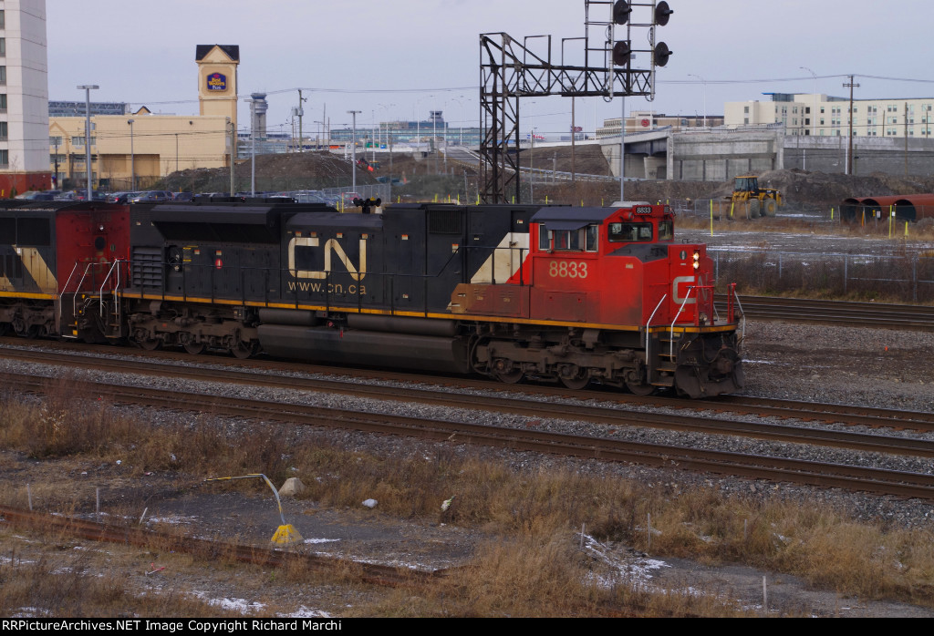 CN 8833